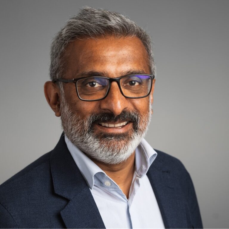 Jay Patel wins CX Leader of the Year at the CX Awards 2023 | Webex Blog